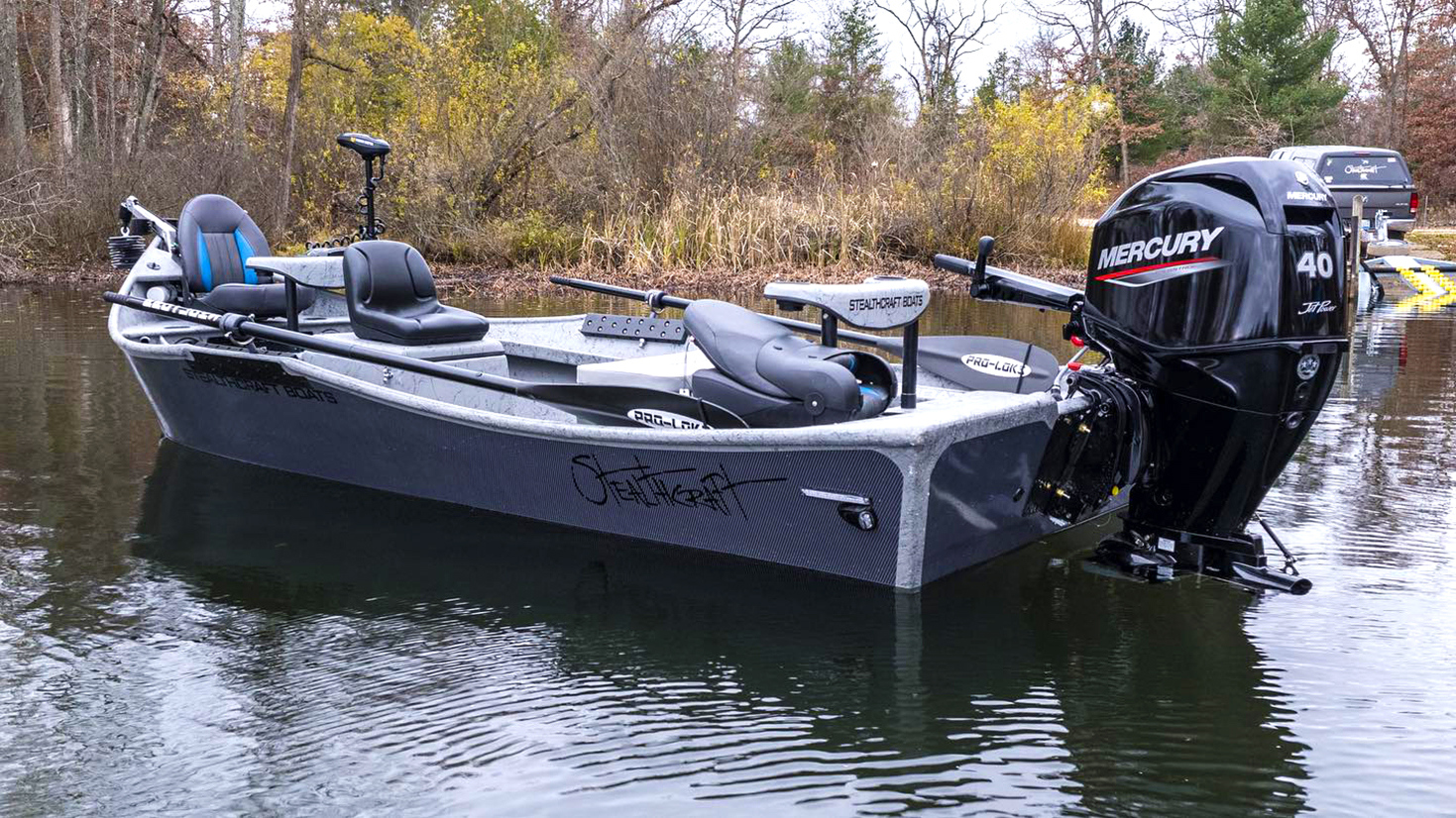 Carbon Fiber Veils | Stealth Craft Boats