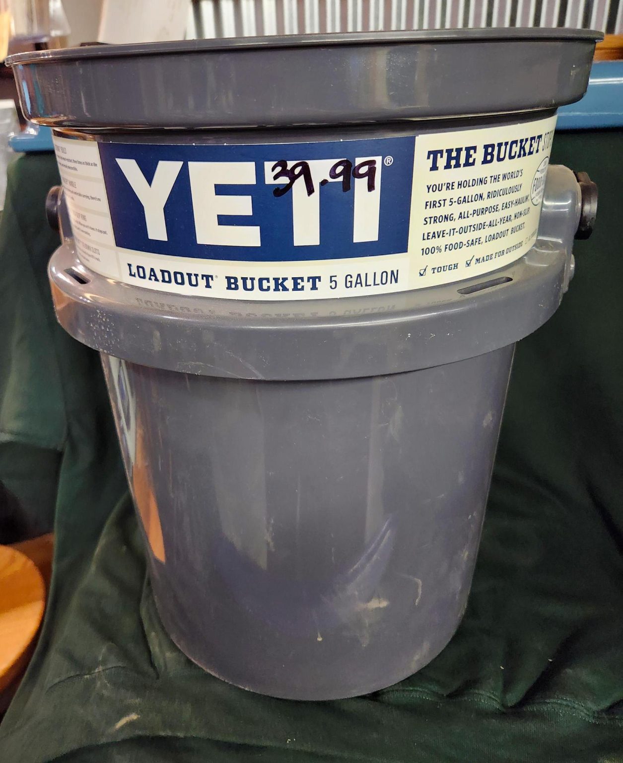 Yeti LoadOut 5-Gallon Bucket | Stealth Craft Boats
